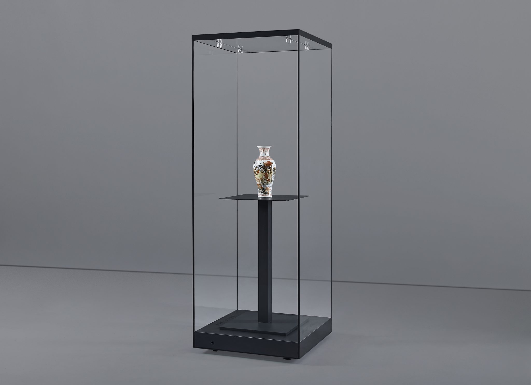 Freestanding Display Cases – Relicase-Museum display cases,showcases ...