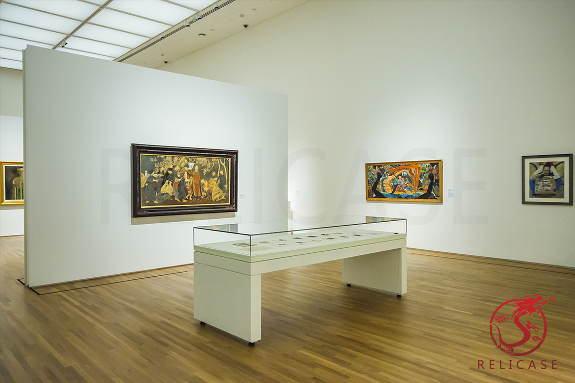 Museum exhibit display cases – Relicase-Museum display cases,showcases ...