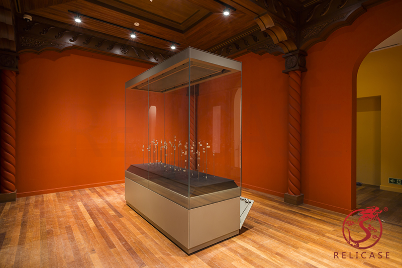 Museum exhibit display cases – Relicase-Museum display cases,showcases ...